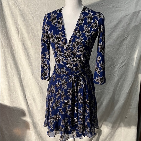 Diane Von Furstenberg | Dresses | Diane Von Furstenberg Blue Star Wrap ...
